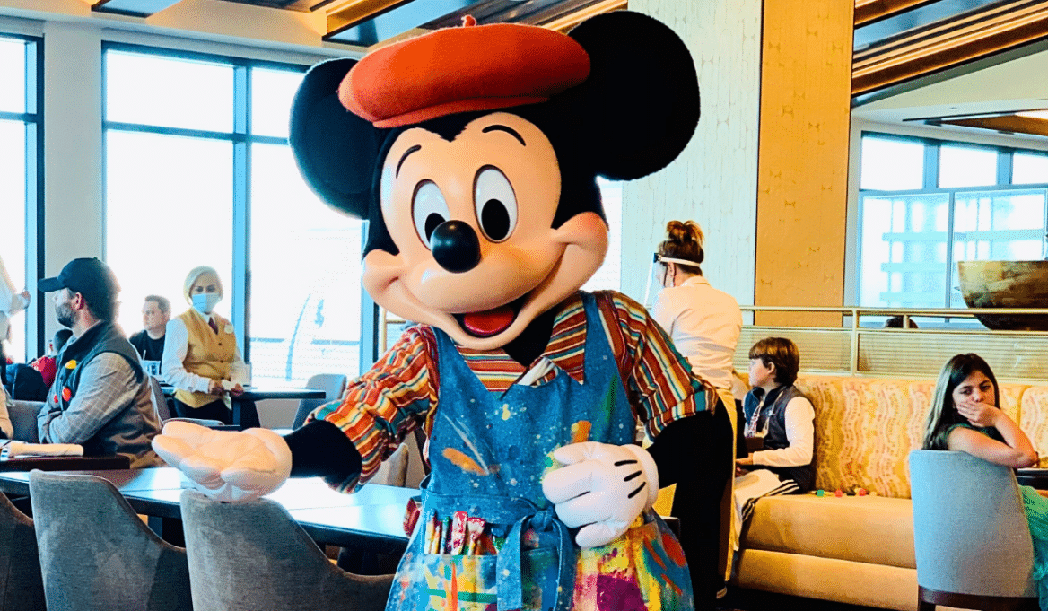 The Best Disney World Character Dining Your Whole Family Will Love ...