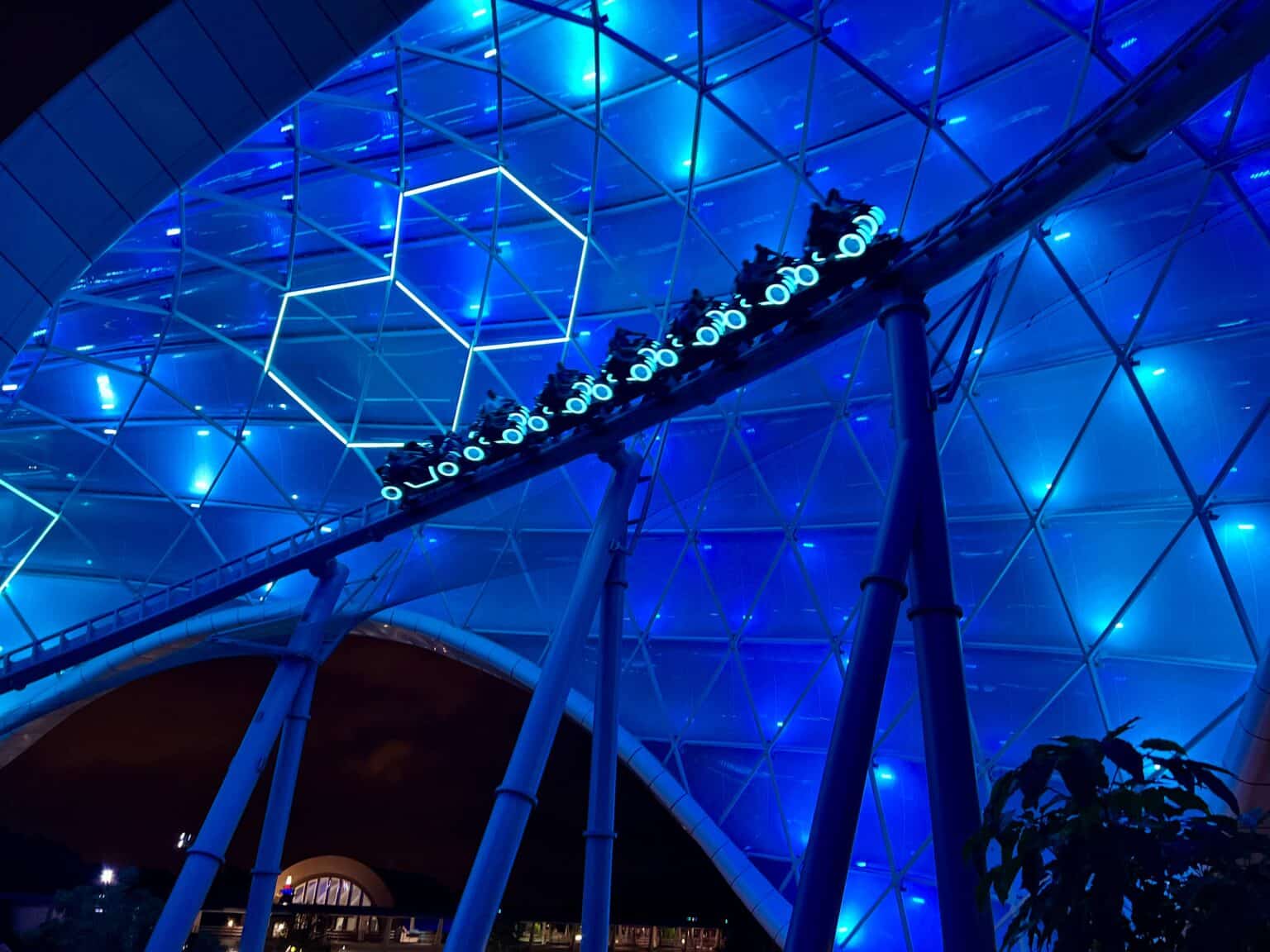 Complete Guide To Magic Kingdom Rides and Attractions - Eat Sleep Disney