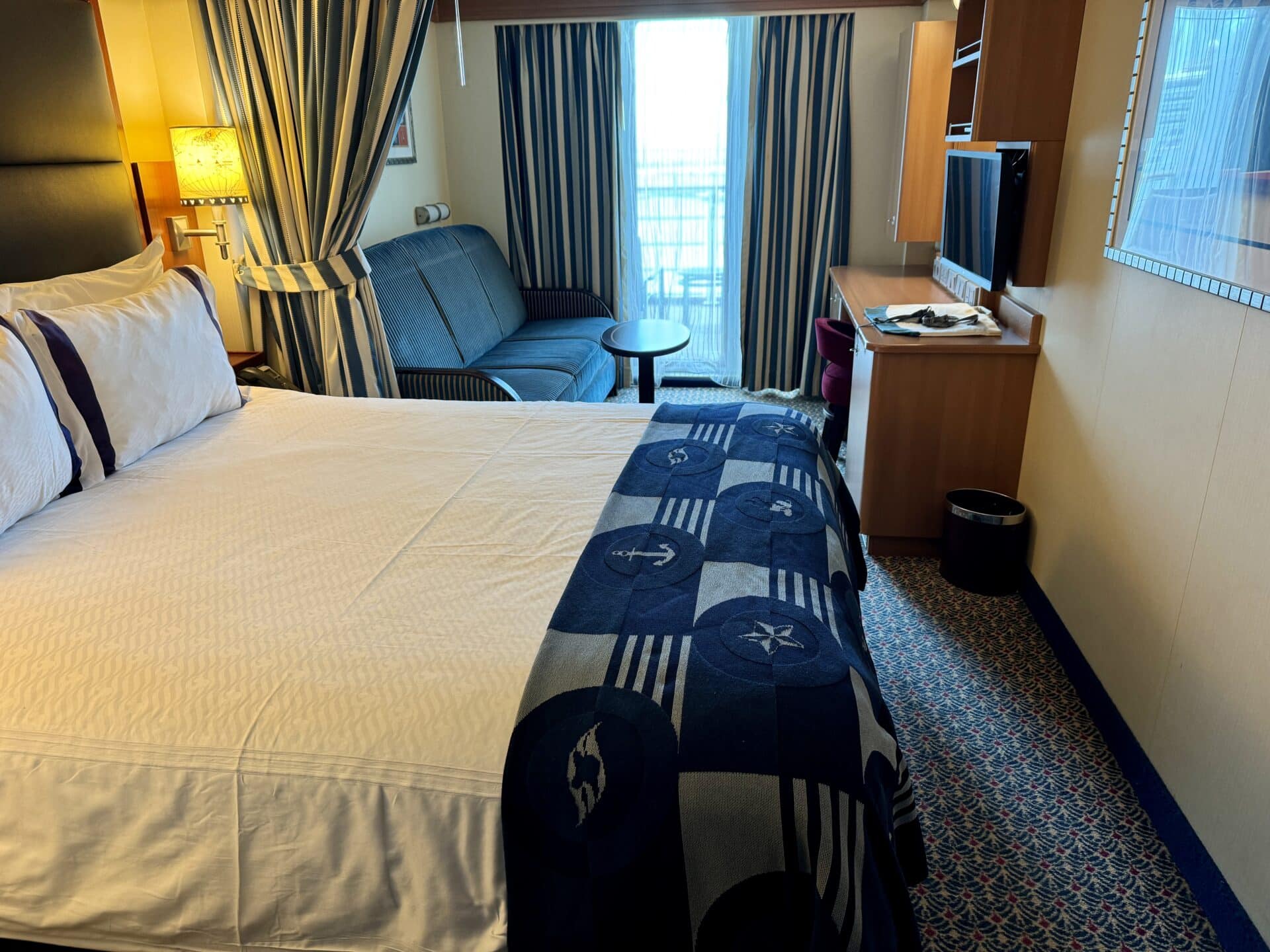 Complete Guide to the Disney Fantasy Cruise Ship - Eat Sleep Disney