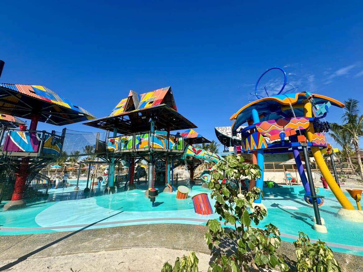 Lookout Cay at Lighthouse Point: Complete First-Timer's Guide to Disney ...