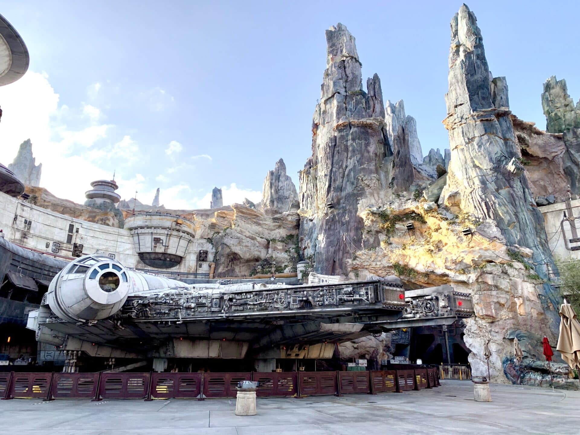 10 Must Dos for Any Star Wars Fan in Disney World - Eat Sleep Disney