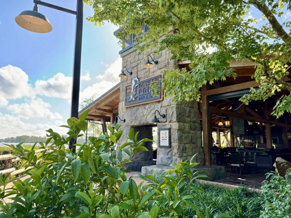 Our Expert Guide to Disney's Wilderness Lodge Resort - Eat Sleep Disney