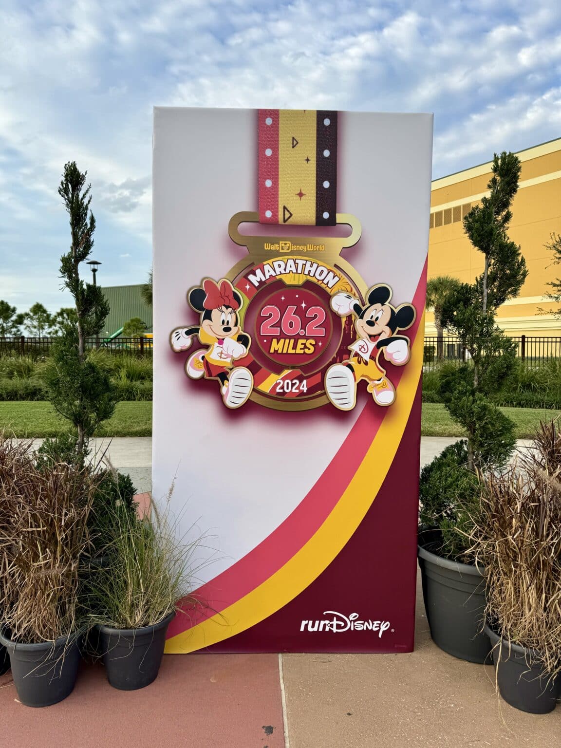 Your Guide To Disney World Marathon & Half Marathon Weekends - Eat ...