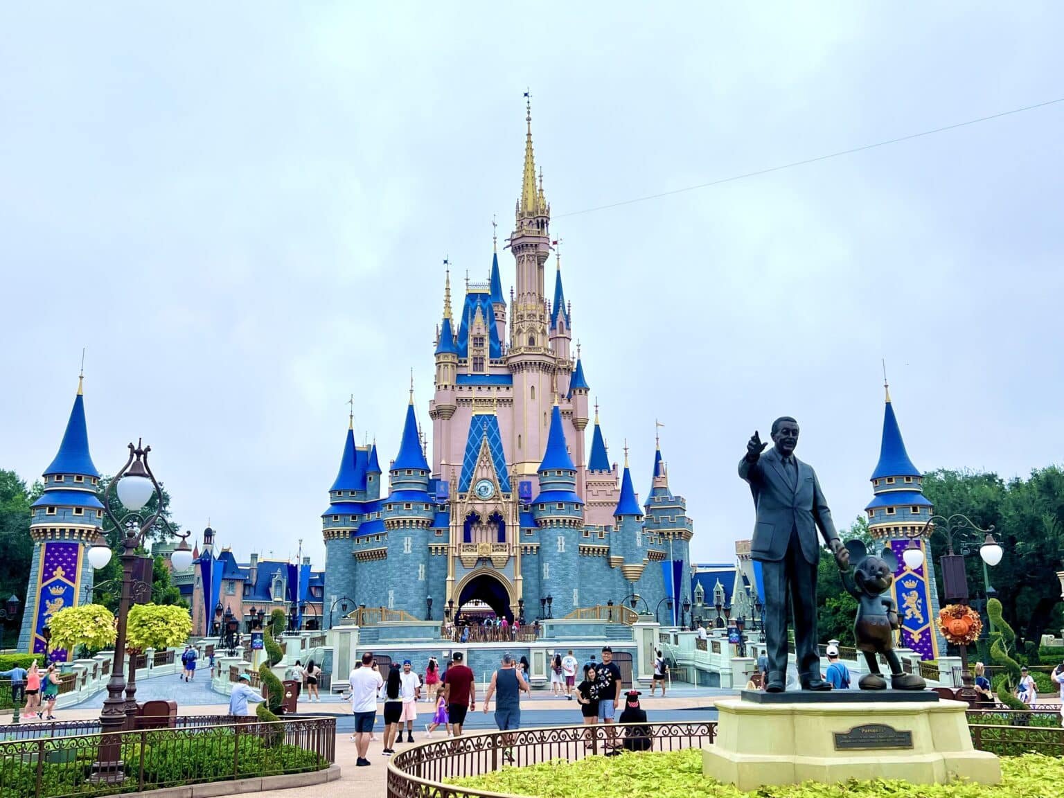 Complete Guide To Magic Kingdom Rides and Attractions - Eat Sleep Disney