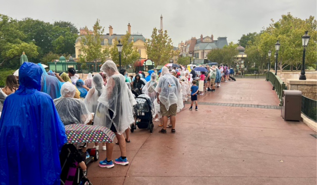 August in Disney World [2025]: Crowds, Closures, Discounts, and More ...