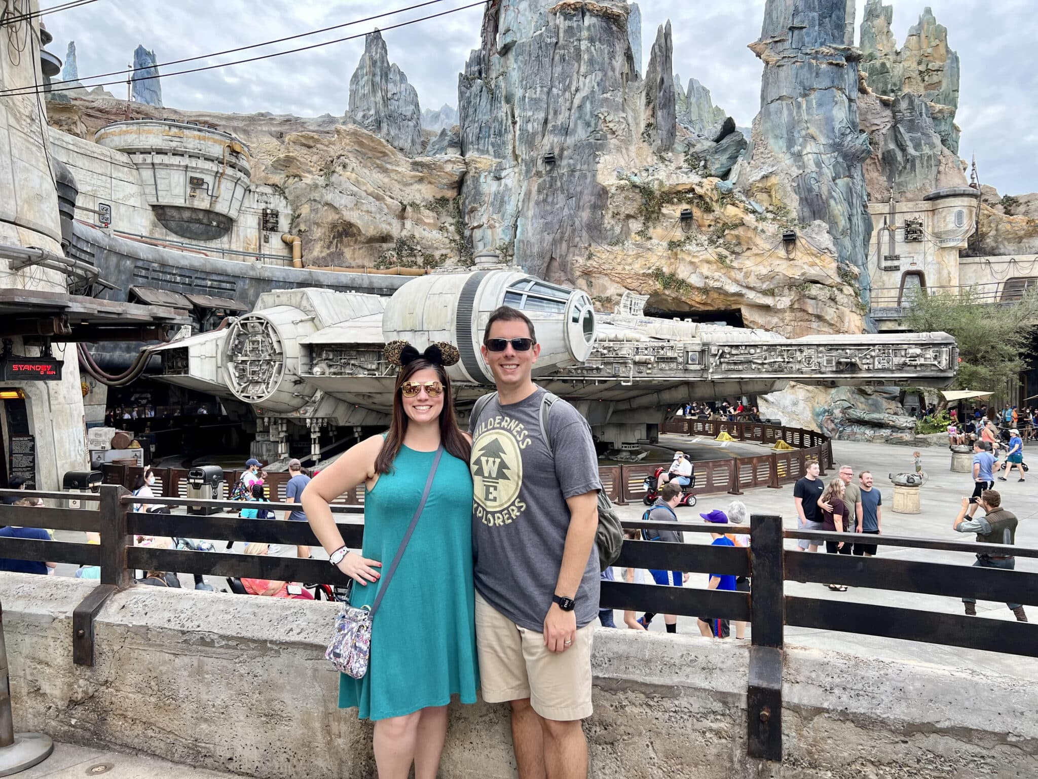 Complete Guide to Using Disney PhotoPass - Eat Sleep Disney